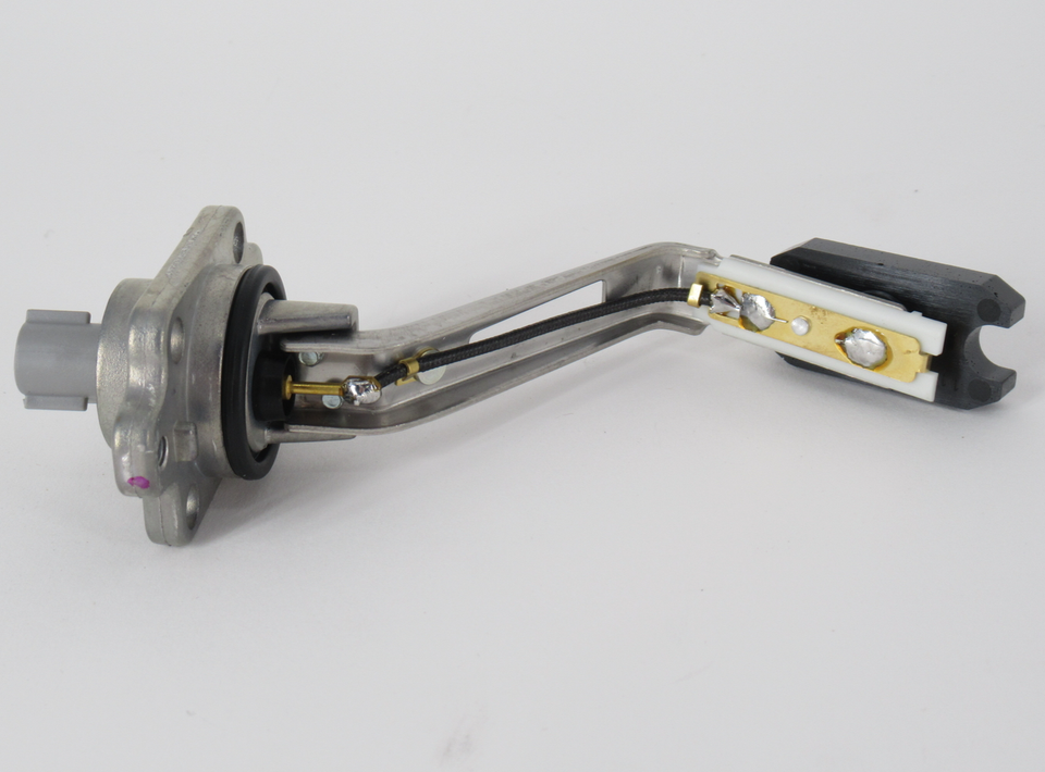 Genuine OEM Toyota Lexus 89491-60010 Engine Oil Level Sensor 93-97 Land ...