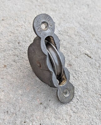 20 available Antique Vintage Old Cast Iron Window Sash Pulleys Wheels ...