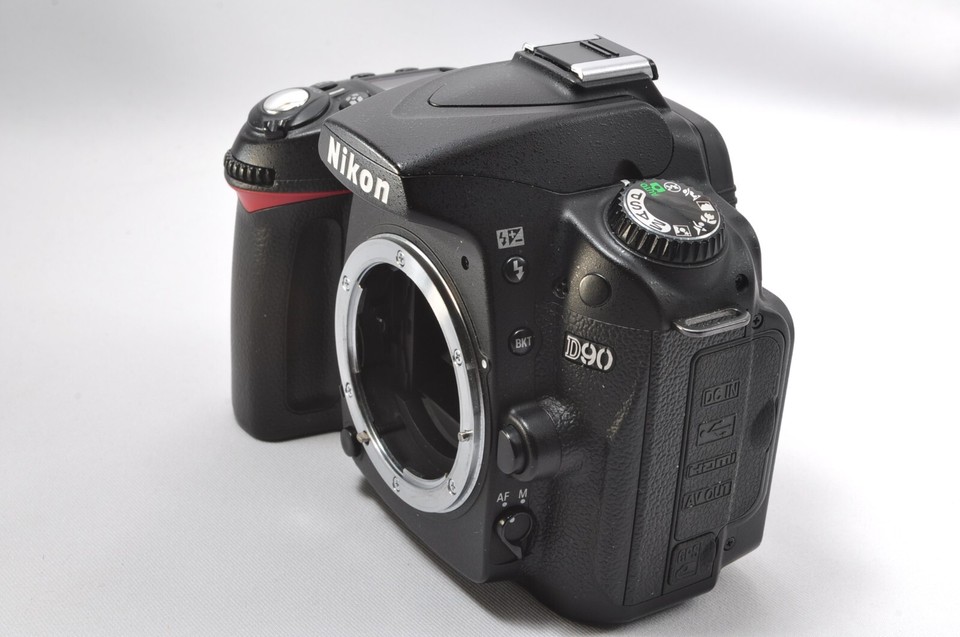 Nikon D90 Standard & Super Telephoto Double Zoom Set with SD Card | eBay