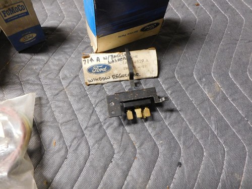 NOS Ford D1AZ-14529-B Rear Tailgate Power Window Switch 1971 1972 Wagon ...