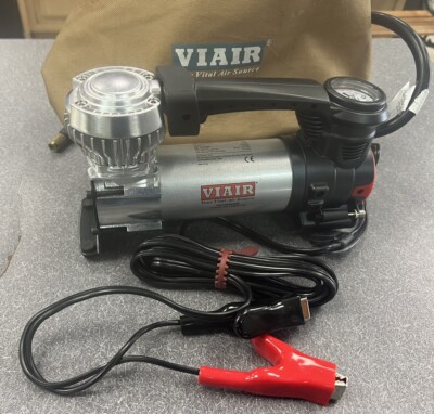VIAIR 88p PORTABLE AIR COMPRESSOR Excellent Condition. Complete ...