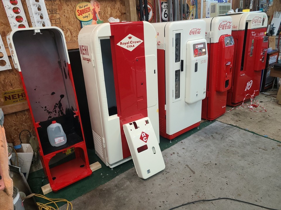 Vendo 81 Quiky Soda Coca-Cola Coke Machine Pro Restoration! 44 39 56 ...