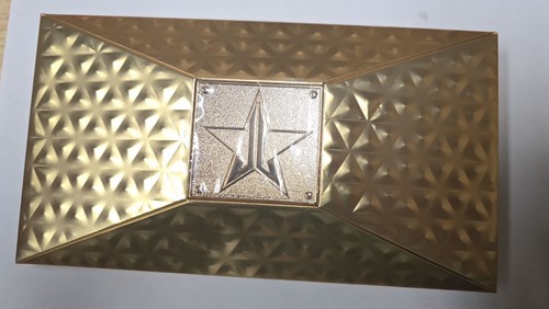 Jeffree Star Gold Blooded Eyeshadow Palette 10 Years Anniversary ...