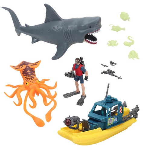 Chap Mei Shark Rubber Boat Marine Animals Great White Shark Squid Scene ...