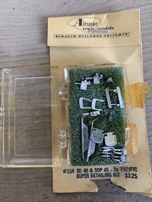 HO Alexander Models 104 - SD 40 & SDP 45 So Pacific locomotive super ...