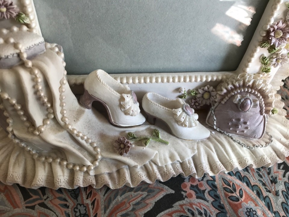 Victorian ladies photo frame SHOES,PURSE, PEARLS, FLOWERS, LACE ...
