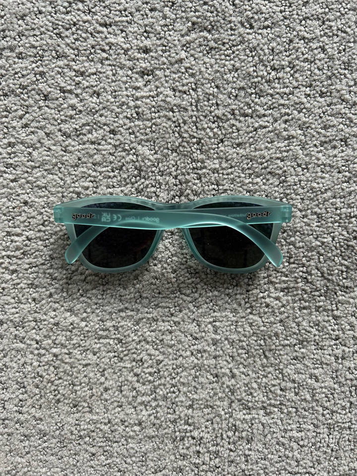 GOODR Sunglasses "SUNBATHING WITH WIZARDS” Blue Sunglasses BEST SELLER ...