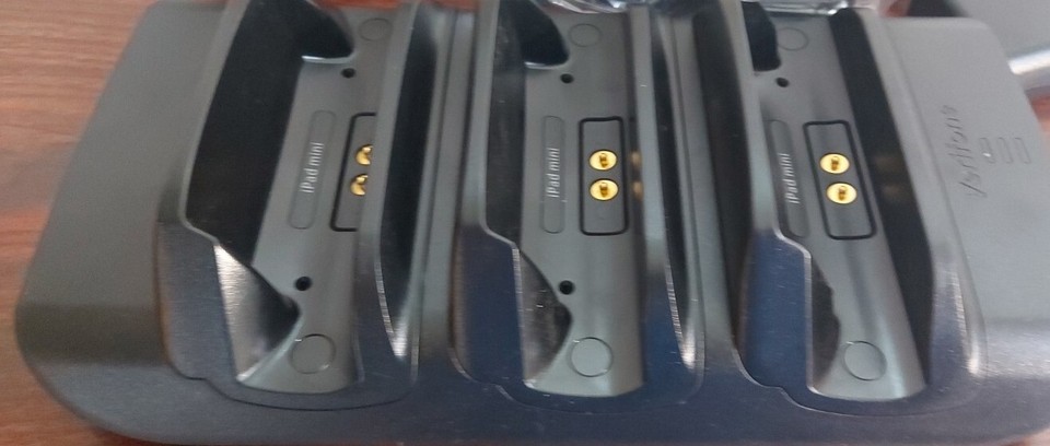 Verifone Model E355 Gang Charger IPAD MINI AND VERIFONE CREDIT CARD ...