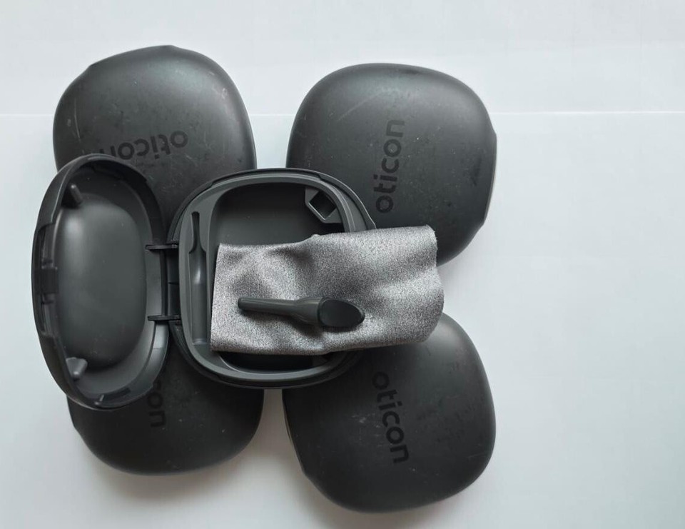 New Oticon Hearing Aid Case. Hard Plastic. With Cleaning Tool. 5 boxes ...