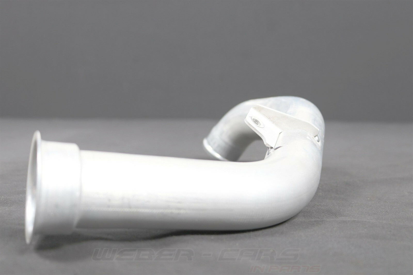 26Km A2760900737 Mercedes C218 M276 Charge Air Pipe Pressure Hose ...