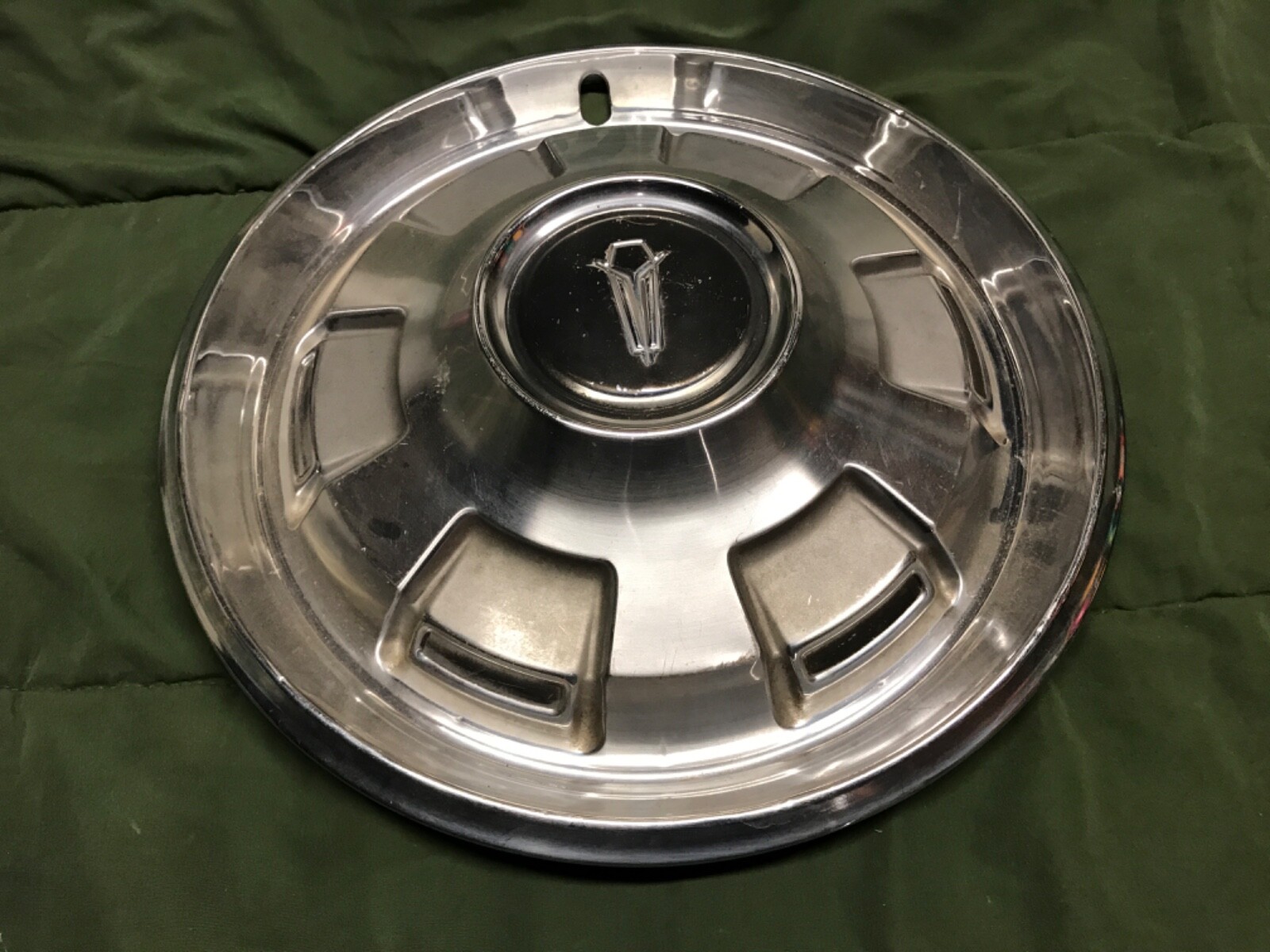 1967 PLYMOUTH VALIANT HUBCAP14” WHEEL COVER HUB CAP BARRACUDA | eBay