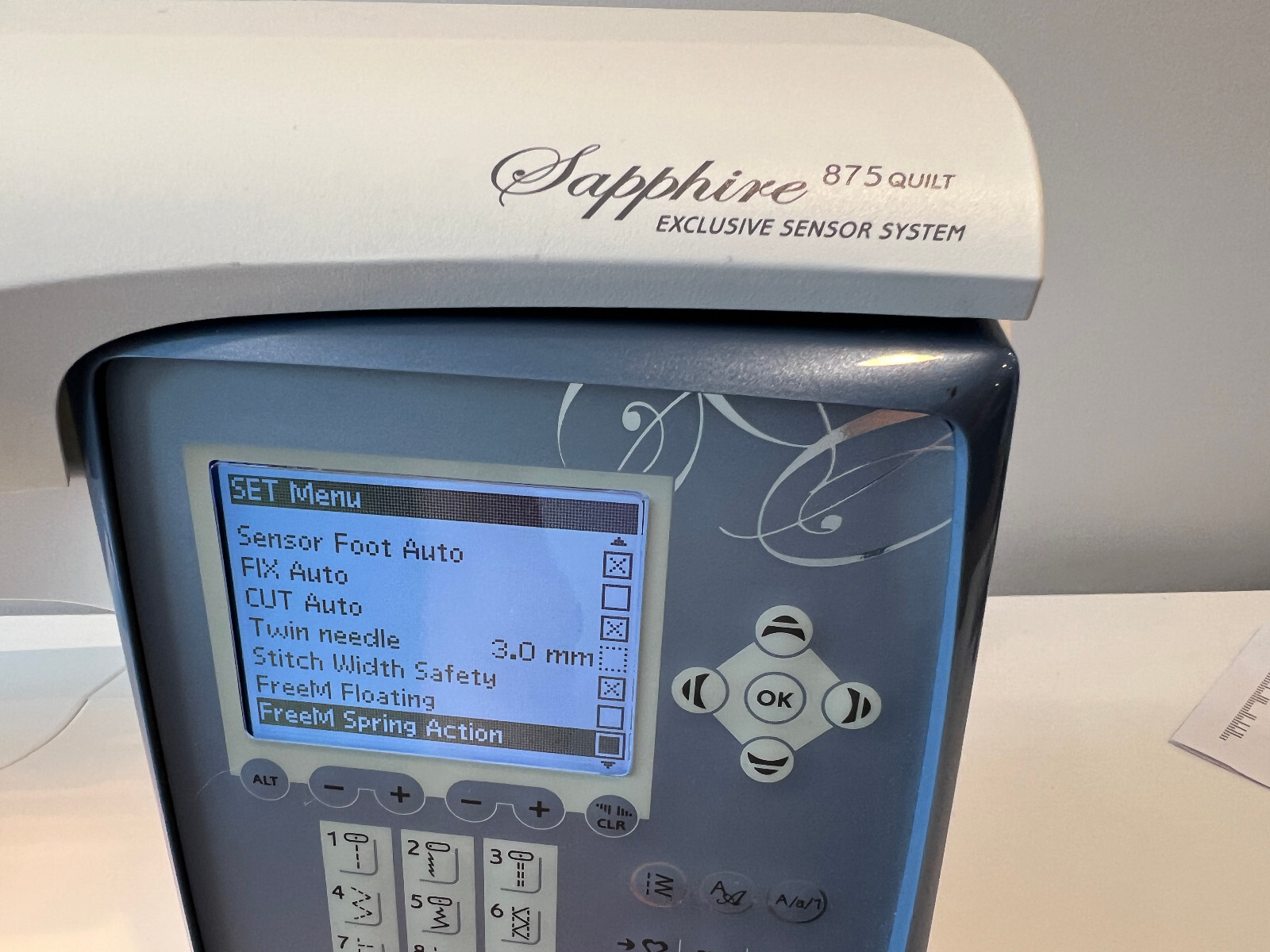 HUSQVARNA VIKING Sewing Quilting Machine Sapphire 875 | eBay