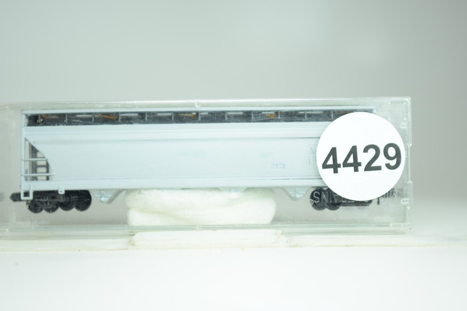 N Scale cars BN NP PRR SSW GN UP CN TOFC FLAT REEFER BOX sold ...