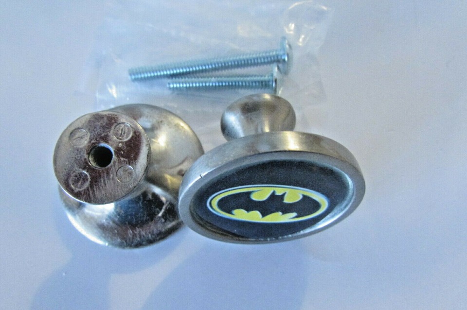 Batman Cabinet Knobs, Batman comic Logo Cabinet Pull / kitchen knobs ...