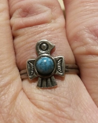 Vintage sterling thunderbird ring - Gem