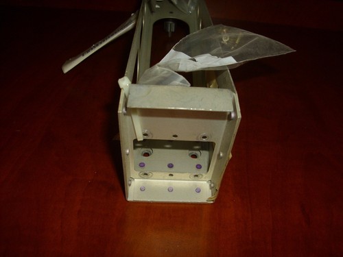 Barry Controls Avionics Rack L404A-25-S-D/DPXB-0 | eBay