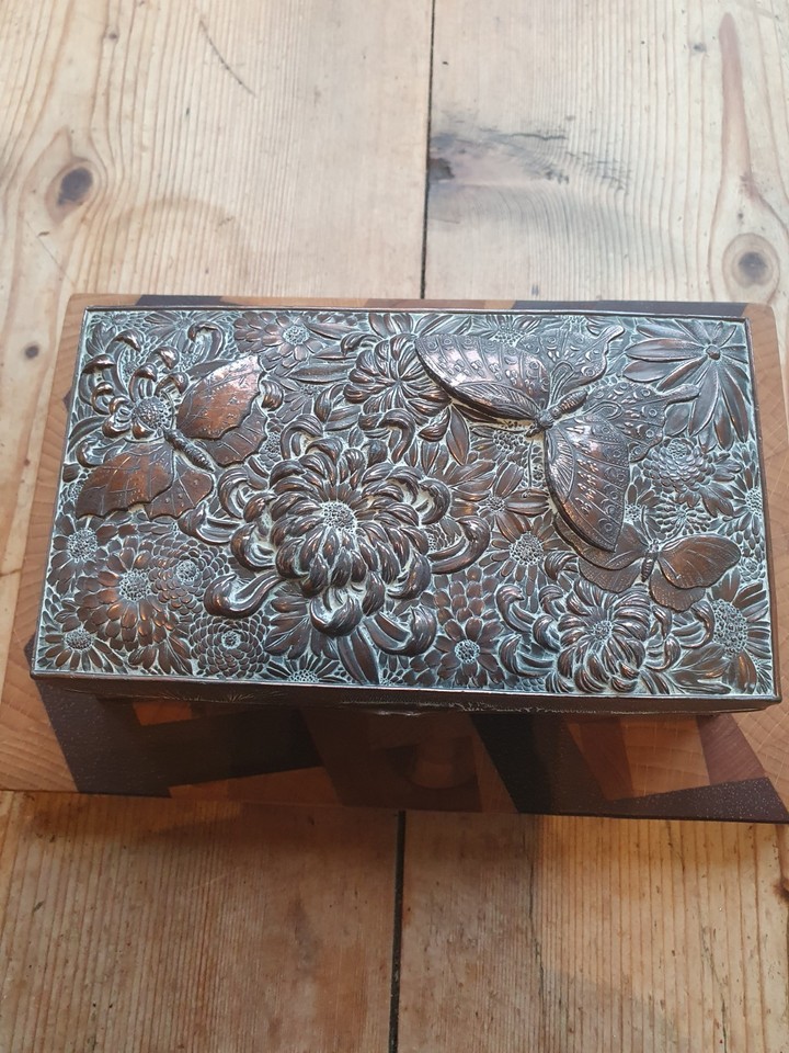 Antique Japanese Metal Antimony Chrysanthemum Butterfly Design Decor ...