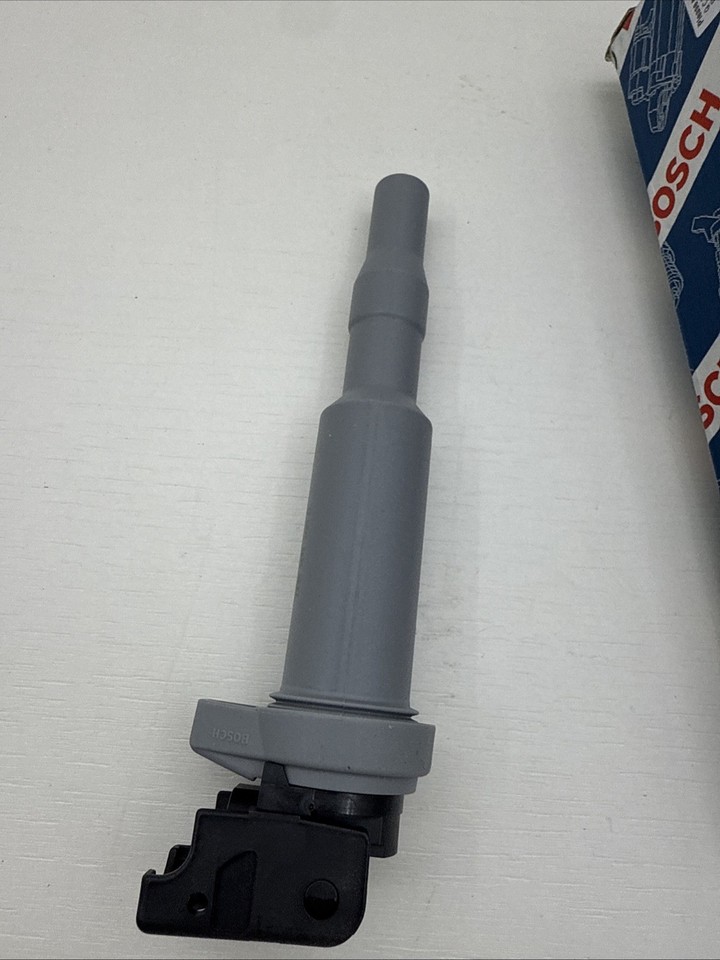 Bosch 0221504800 Ignition Coil BMW E46/E90/F30/F80 5 E60/F10 X5 E70 F85 ...