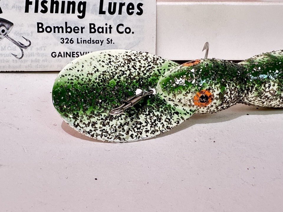 Bomber Water Dog 1715, Box, Paper. NEW | eBay