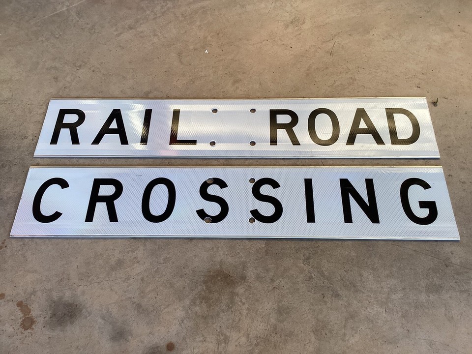 GENUINE ORIGINAL RAILROAD CROSSING CROSSBUCK SIGN 48”x 9” DOUBLE SIDED ...
