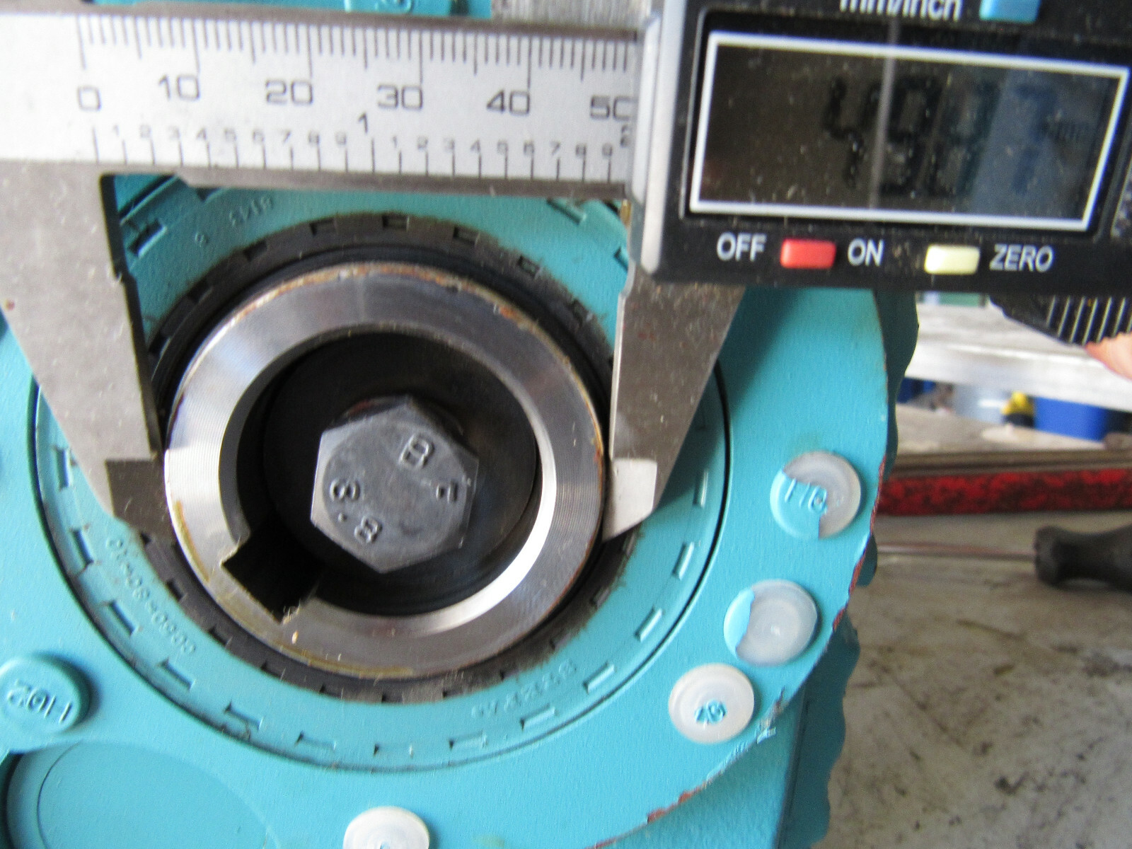 SEW-EURODRIVE KA47 AC MOTOR 4HP 3KW 240/460V W/GEARBOX 161RPM 10.56:1 ...