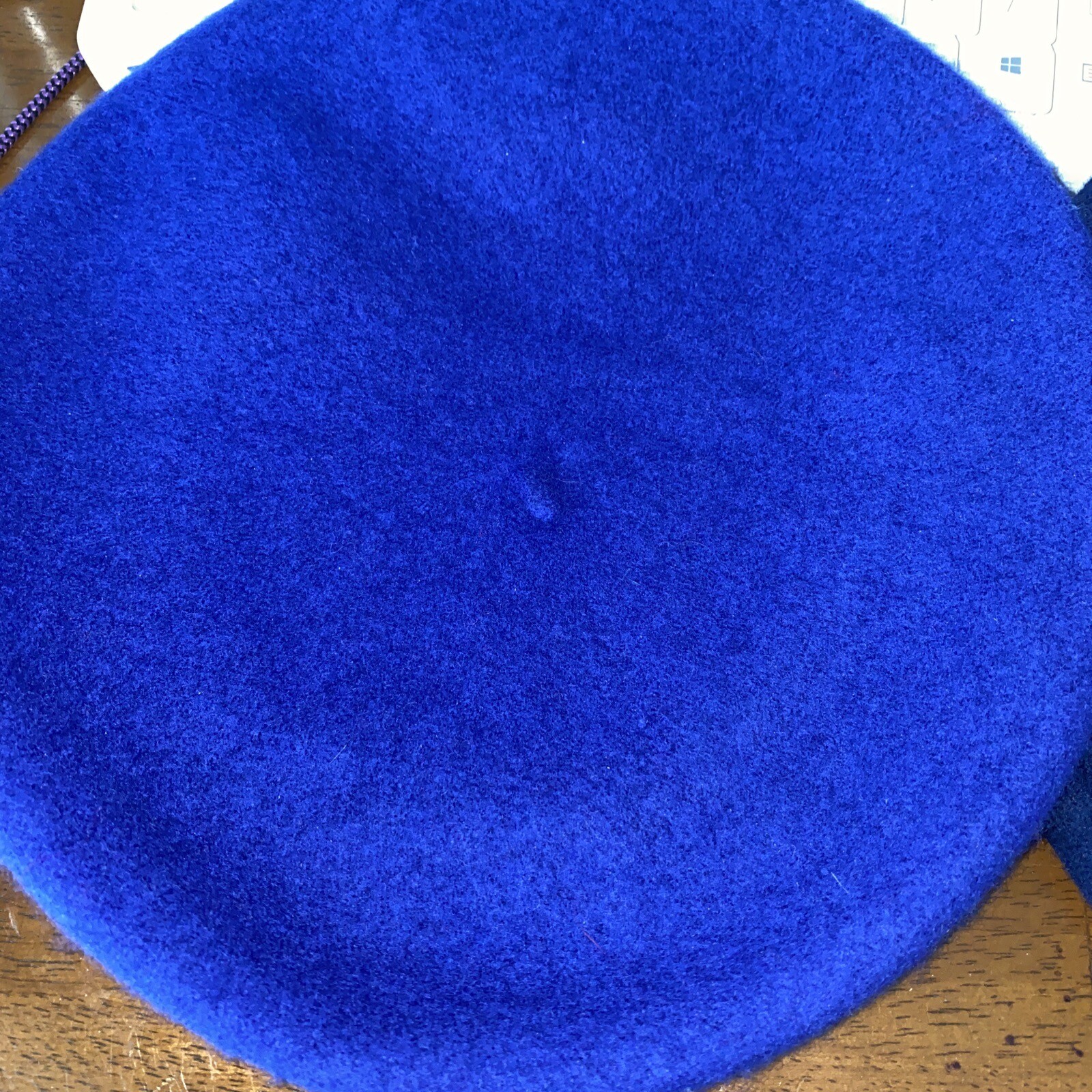 2 Vintage Lambs Wool Beret Hats Aris Royal Blue and N… - Gem