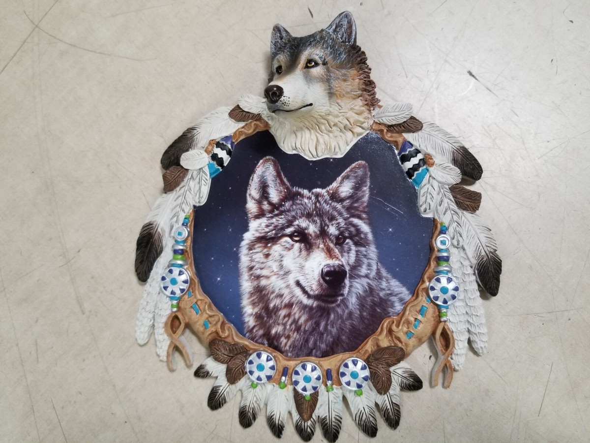Pictures Mystic Wolf
