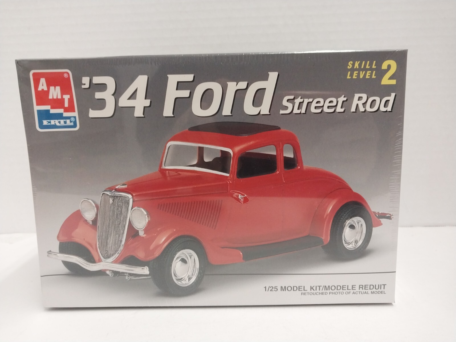 AMT ‘34 Ford Street Rod Model 1/25 Scale Kit #6686 Factory Sealed | eBay