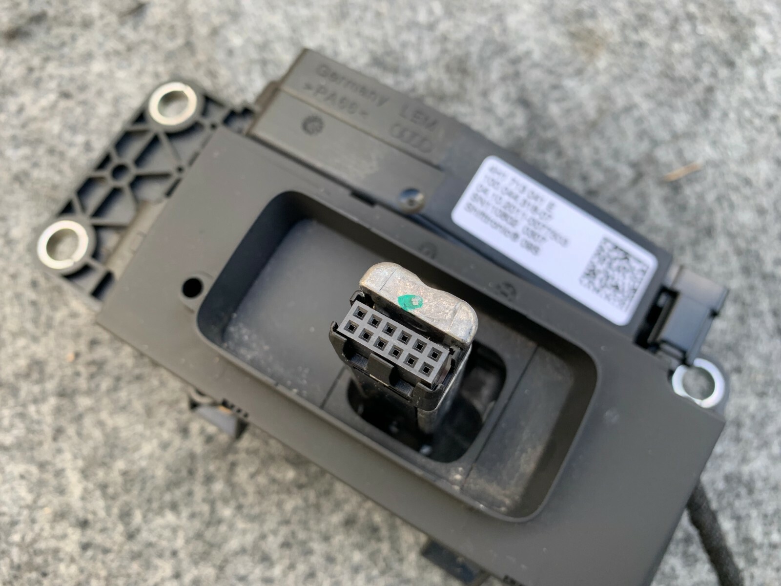 FLOOR SHIFTER GEAR SELECTOR ASSEMBLY OEM 11-17 AUDI A8 A8L S8 D4 4.2L ...