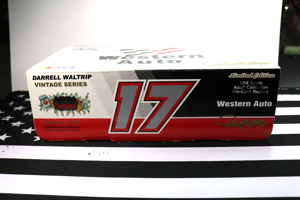 RARE Darrell Waltrip #17 Western Auto 1/24 1989-94 Chevy Lumina Team ...