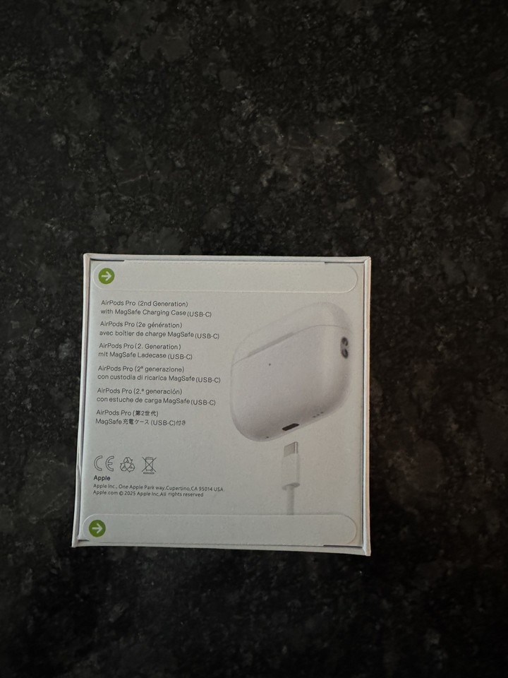 Apple AirPods Pro 2nd Generation with MagSafe Wireless Charging Case ...