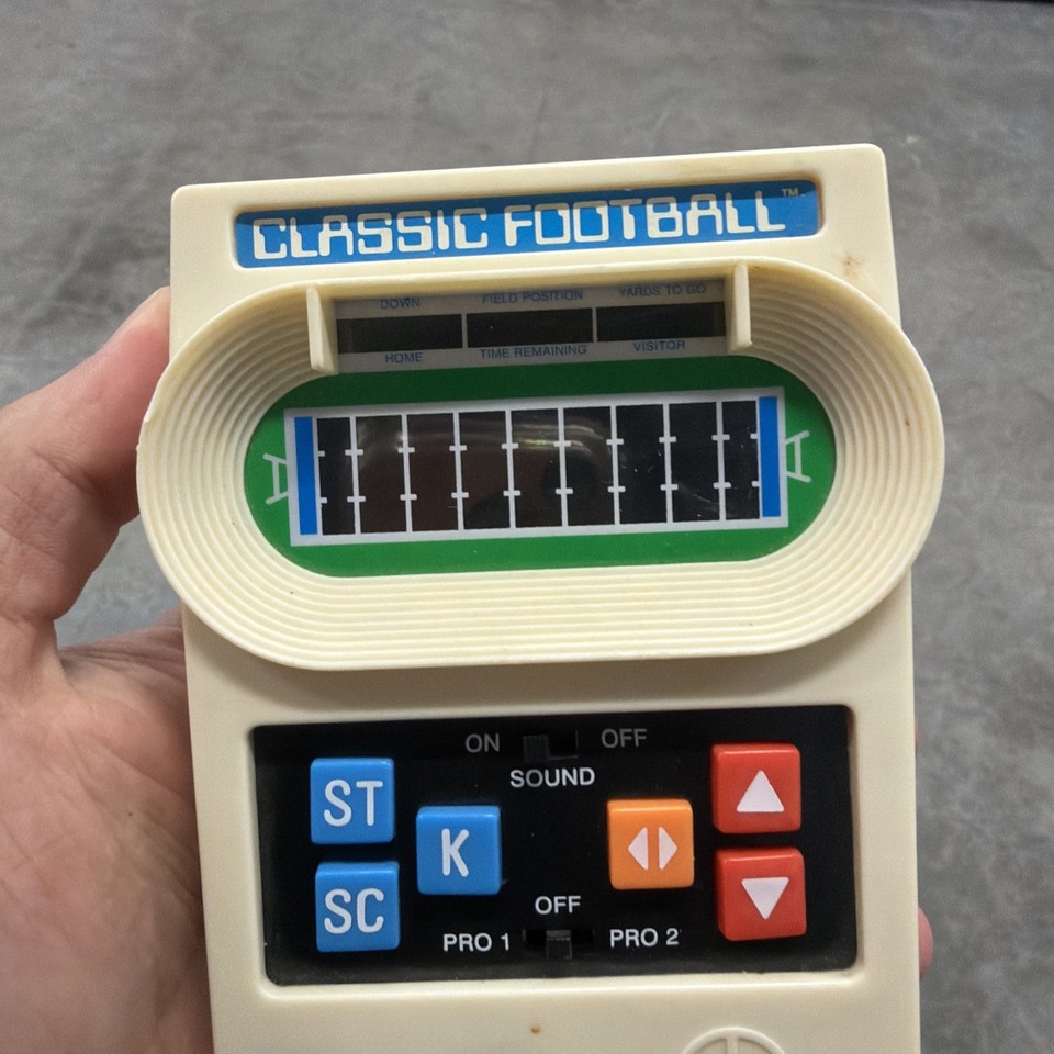 Mattel Football Handheld Electronic Game 1977 Vintage Classic MPN 2024 ...