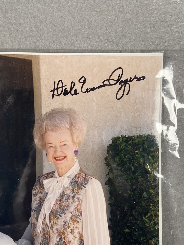 Roy Rogers & Dale Evans Autographed Signed 8x10 Photo - Western - RARE ...