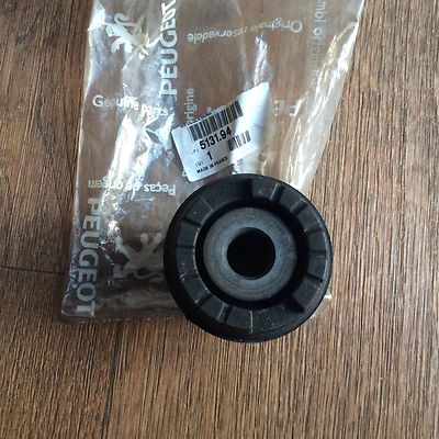 PEUGEOT 206 REAR AXLE BEAM MOUNTING BUSH GENUINE OE 513194 | eBay