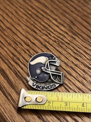 Vintage Minnesota Vikings Football Enamel Lapel Pin Vintage FREE ...