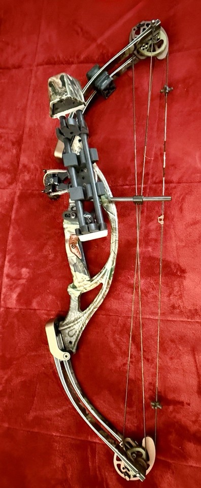 Hoyt Ultramag XT 2000 Compound Bow W SpotHogg Team Primo Sight 40-50lbs ...