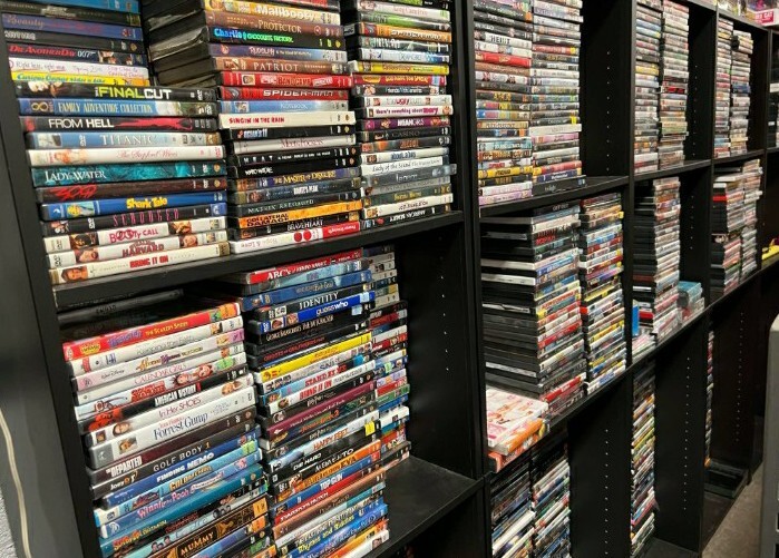 Lots of 100 Used ASSORTED DVD Movies 100-Bulk DVDs Lot Wholesale Lots ...
