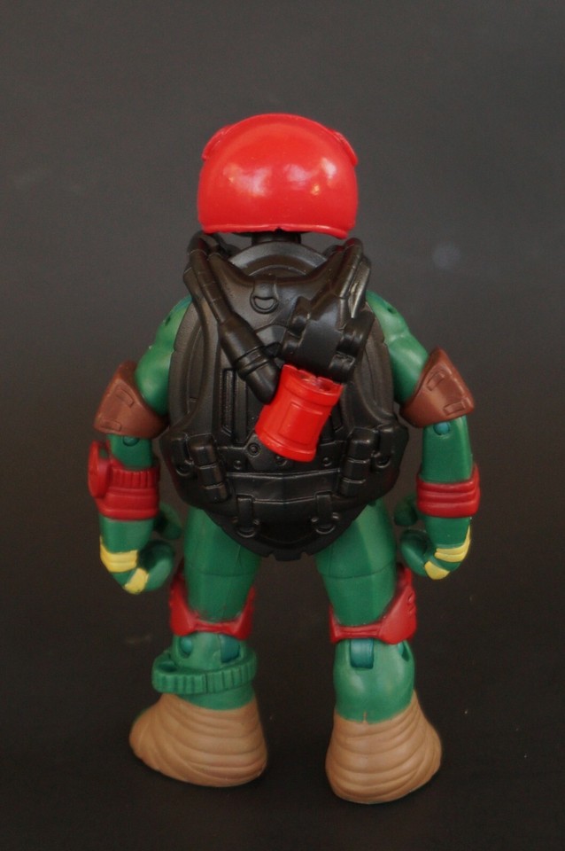 TEENAGE MUTANT NINJA TURTLES 2014 * TMNT RAPHAEL IN HELMET ACTION ...