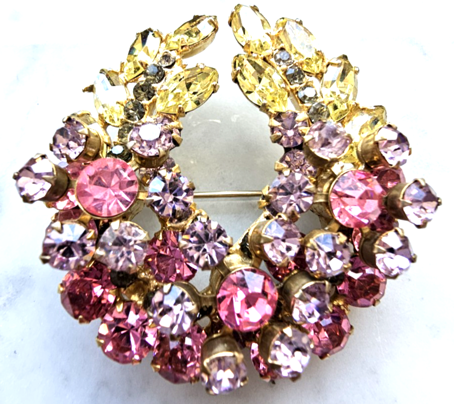Vintage Pink Lavender Jonquil Rhinestone Navette Juliana? Flower Wreath ...