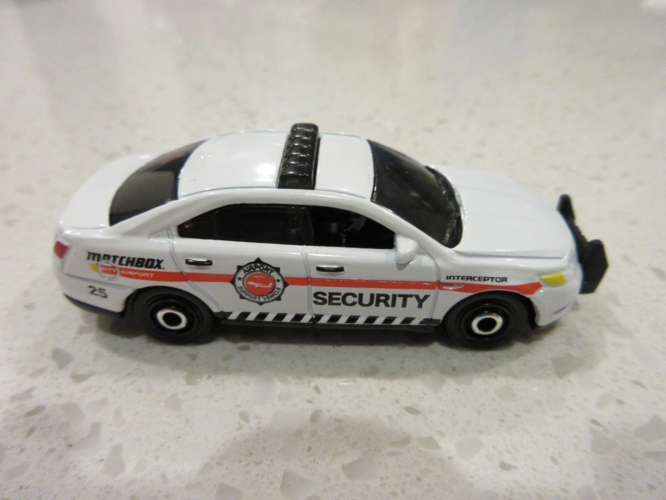 2010 Matchbox Ford Police Interceptor Airport Security White 164 ...