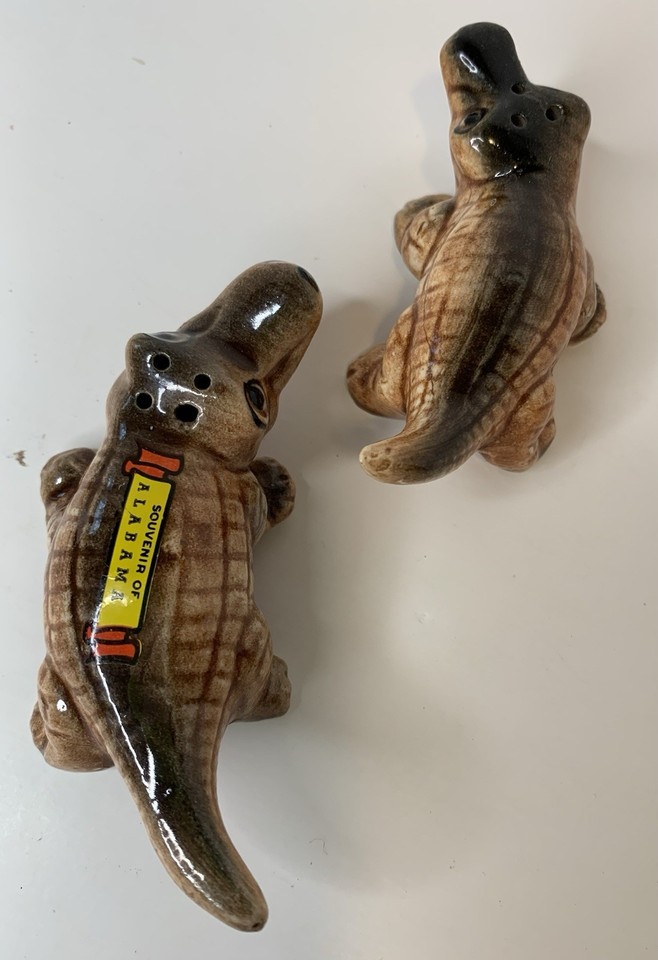 Vintage Set Alligator Salt & Pepper Shakers Hand Painted Animal Figure ...