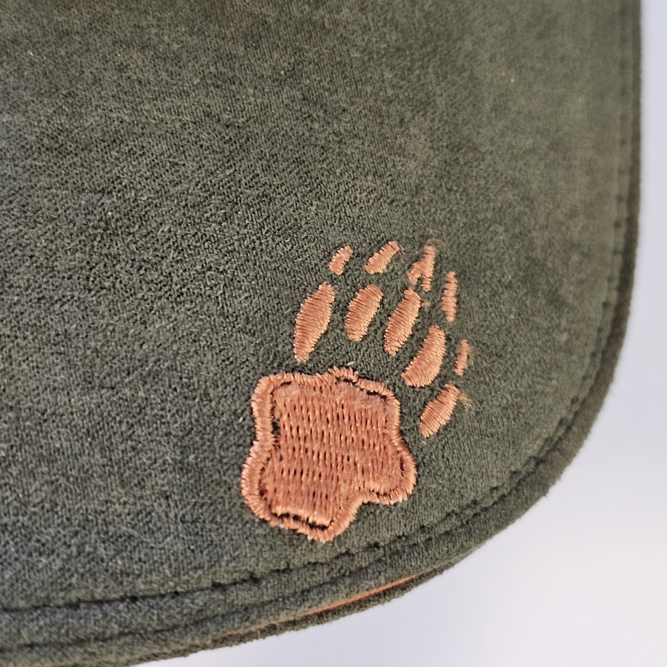 Wisconsin Badgers Green Ballcap With Metal Badger Logo One Size ...