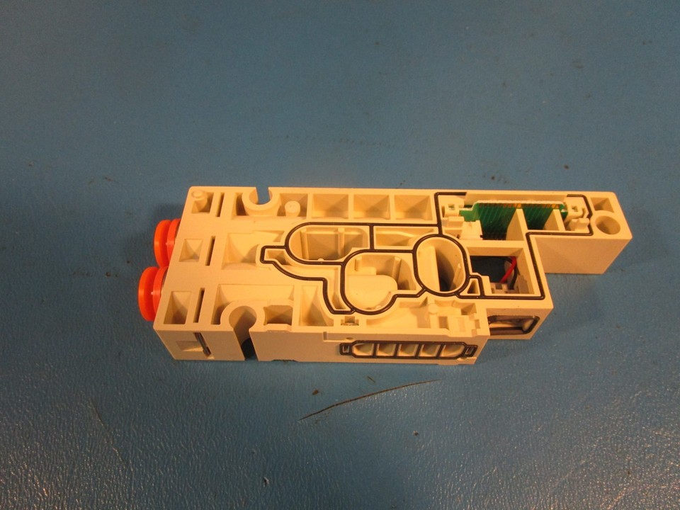 SMC SY50M-2-5SA-N9, Manifold Block Assembly, Plug in Connector Base ...