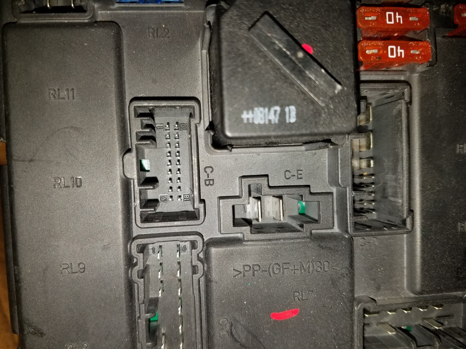 2007-2013 MINI COOPER S R56 POWER DISTRIBUTION FUSE JUNCTION BOX JBE ...