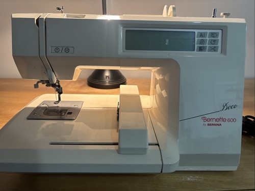 Bernina Bernette Deco 600 Digital Embroidery Sewing Machine | eBay