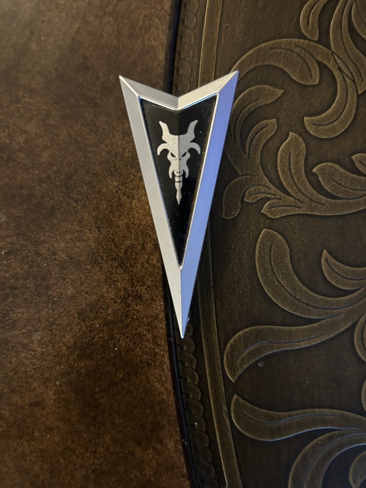 2004 2005 2006 PONTIAC GTO GOAT ARROW OVERLAY DECALS FOR FRONT AND REAR ...