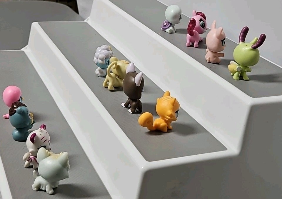 Lot Of 12 Littlest Pet Shop LPS Mini Pets Rabbit, Cat, Puppy, Animals ...