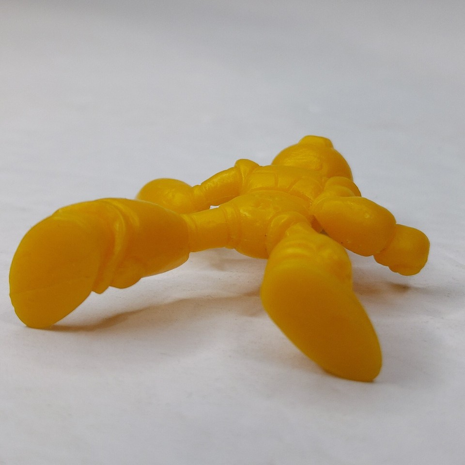 Mega Man Rockman 1.5" Mega Man Dark Yellow Rubber Keshi Mini Figure ...