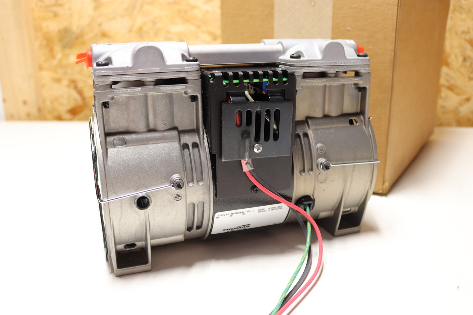 Gardner Denver Thomas 24V DC WOB-L Piston Pump Vacuum Compressor 2660 4 ...
