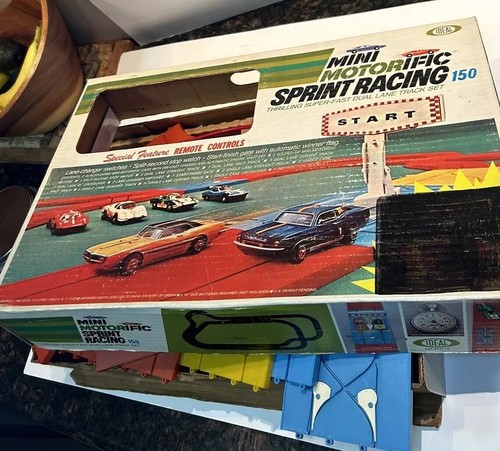 Vintage MINI Motorific SPRINT RACING 150 IDEAL slot car PLAYSET - NICE ...